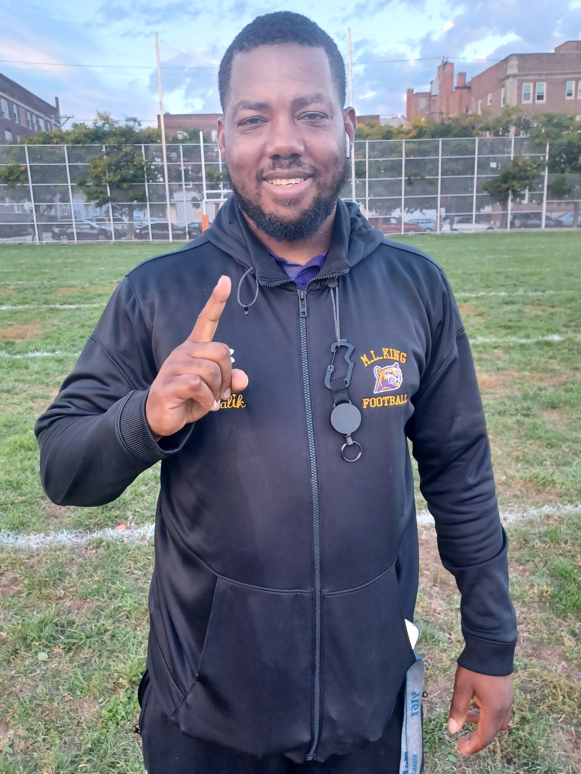 Martin Luther King High Cougars storm past the West Philly Speedboys to ...