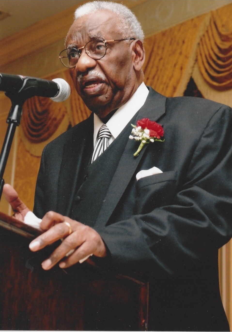 Obituary-Rev. Dr. Gus Roman, famed church pastor, civil rights and ...