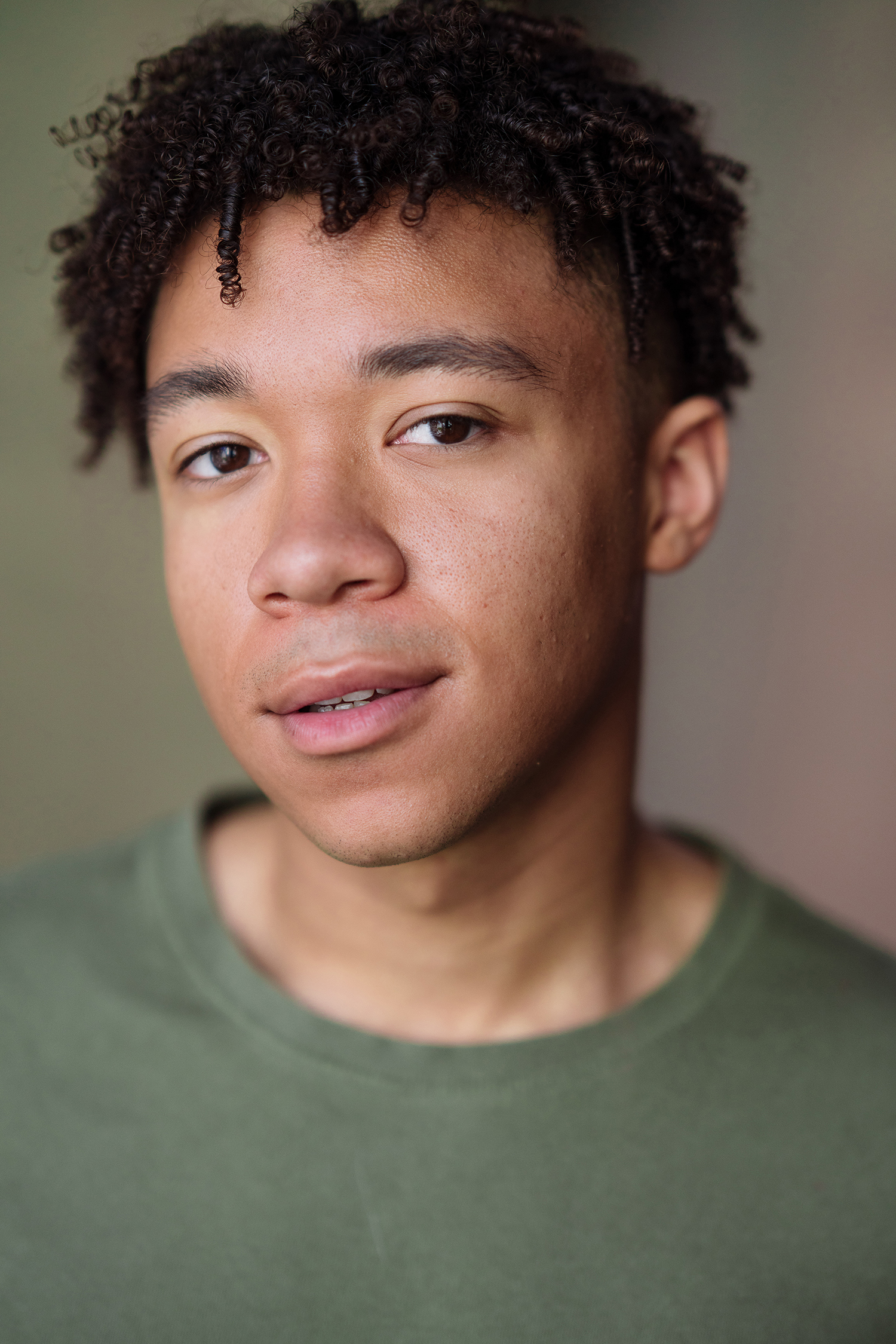 A one-on-one with Marcus Phillips of Broadway’s ‘Kimberly Akimbo’ - The Philadelphia Sunday Sun