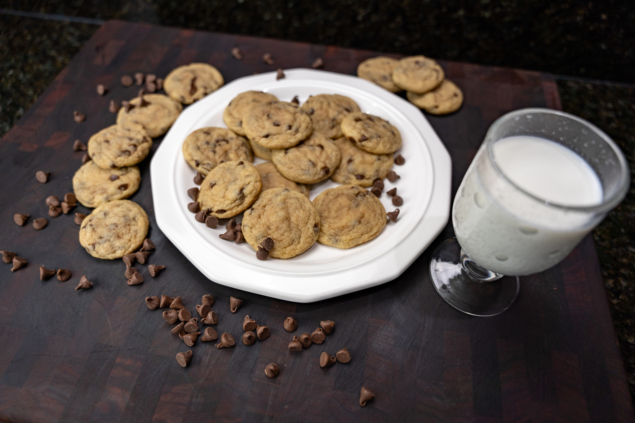 Classic Chocolate Chip Cookies - The Philadelphia Sunday Sun